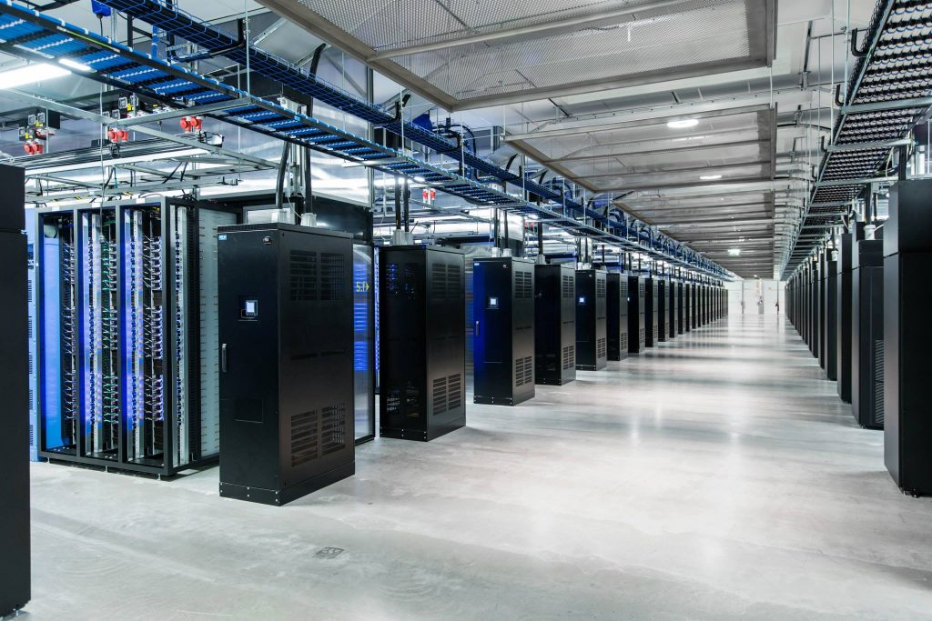 Dentro de los data center más grandes - Un Poco Geek